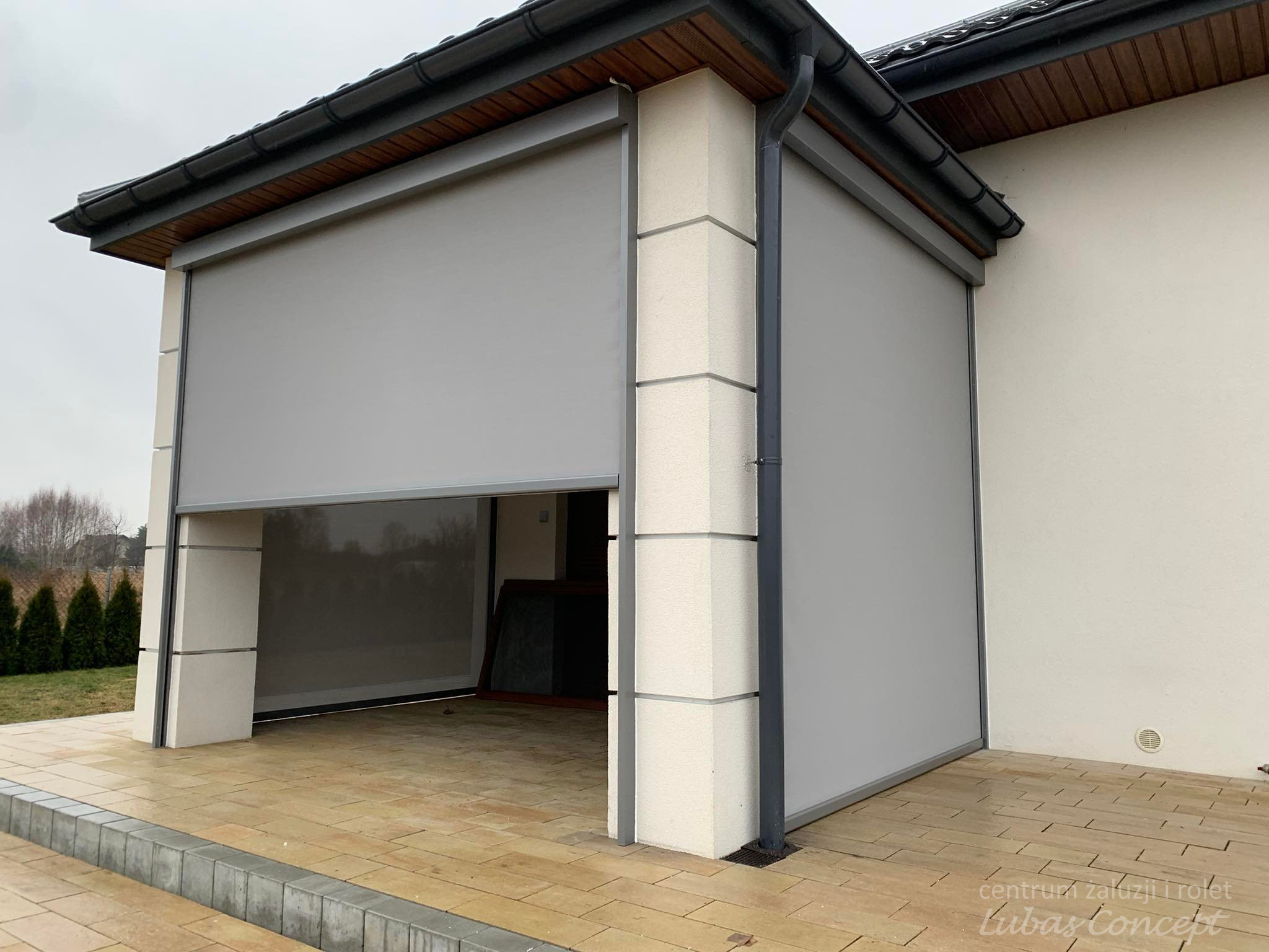 Refleksole ZIP w formie zabudowy wykuszu tarasowego